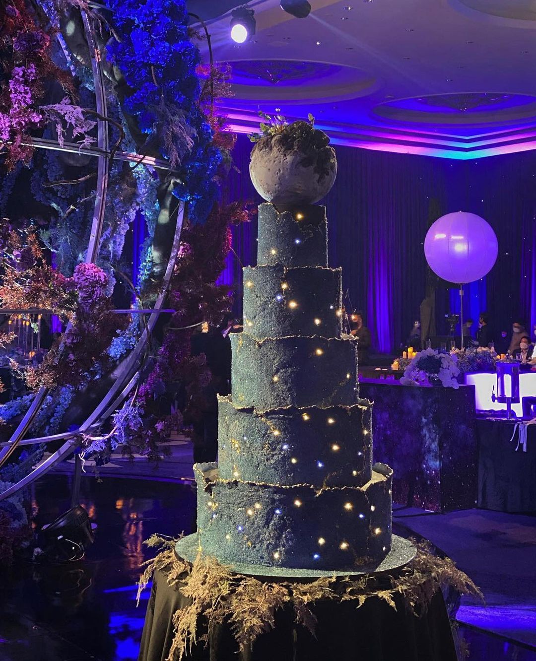 25+ Opulent Wedding Cakes Designs You Will Love!! - Wish N Wed