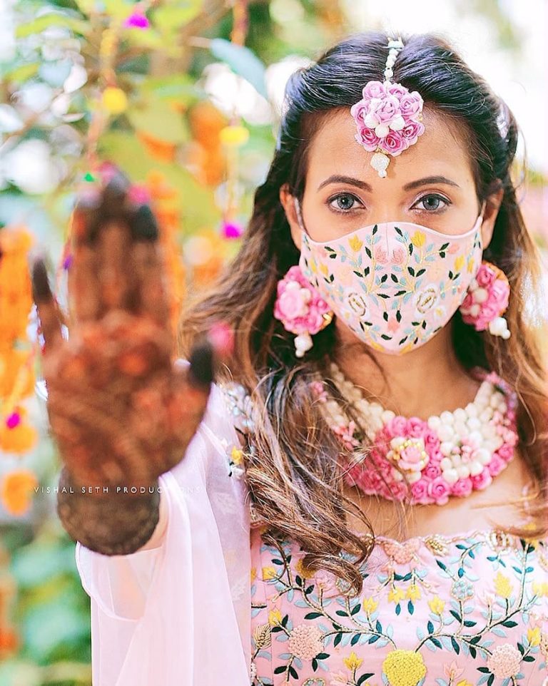 Trending Wedding Face Masks Slayed By Indian Brides & Grooms! - Wish N Wed