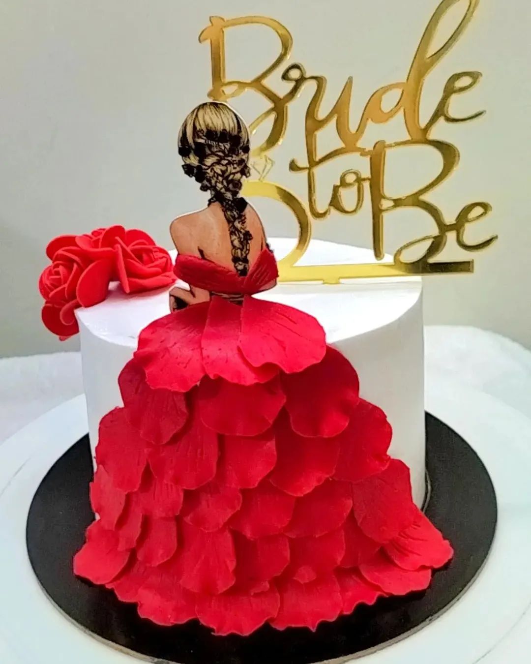 Bachelorette Cake Ideas for the Bride-to-be - Wish N Wed