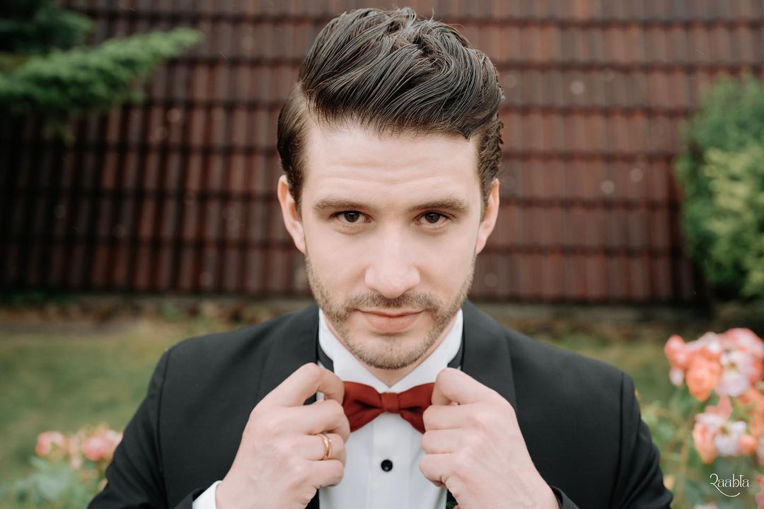 Big Boss Fame Sreejita De And Michael Blohm-Pape White Wedding Photos ...